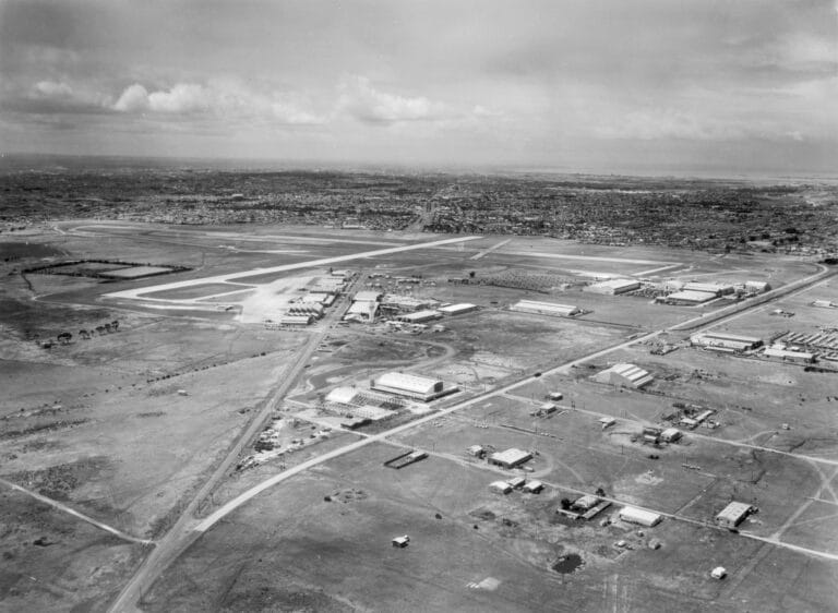 100 Years of Essendon Fields Airport | Mr McCracken